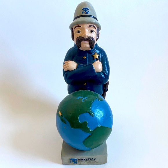 Other | Pinkerton Security Investigation 1992 Statue | Poshmark